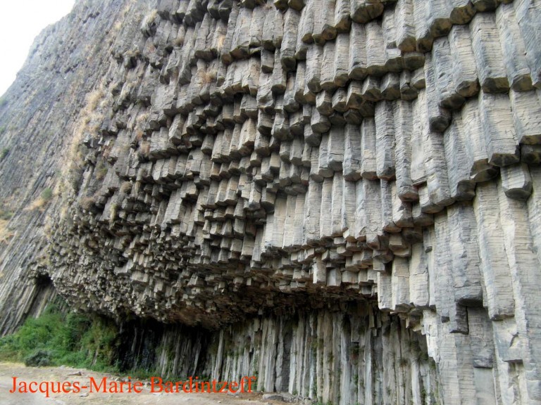orgue basaltique, par Jacques-Marie Bardintzeff