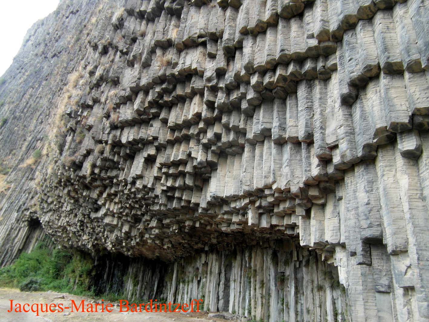 Gorges de Garni, par Jacques-Marie Bardintzeff