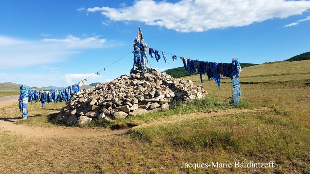 Ovoo en Mongolie, par Jacques-Marie Bardintzeff