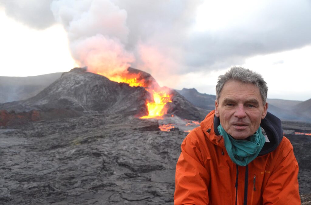 Prochainement deux conférences « Volcans » par J.M. Bardintzeff, par ...
