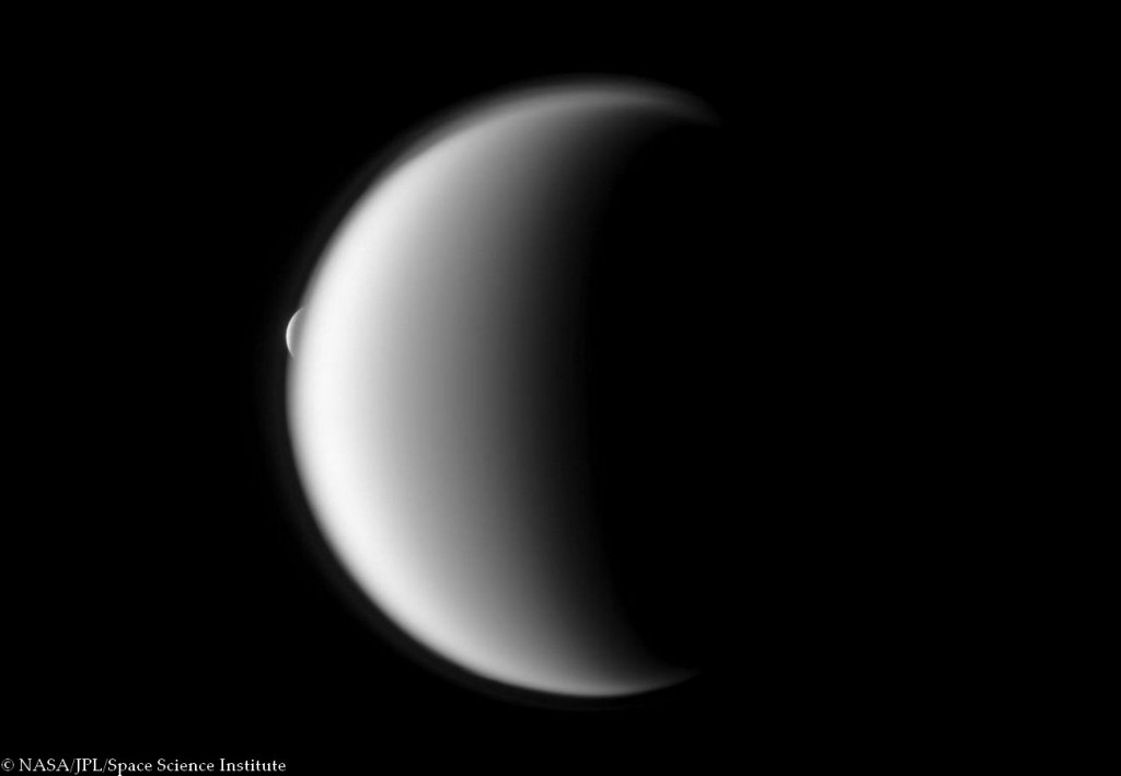 Autour de Saturne : quand Titan éclipse Rhéa