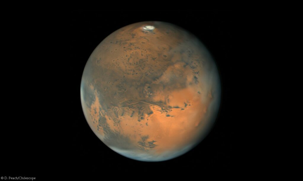 Mars : repérée par des amateurs, une tempête s'intensifie