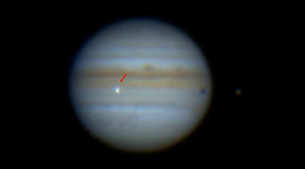 En vidéo : un petit corps céleste entre en collision avec Jupiter