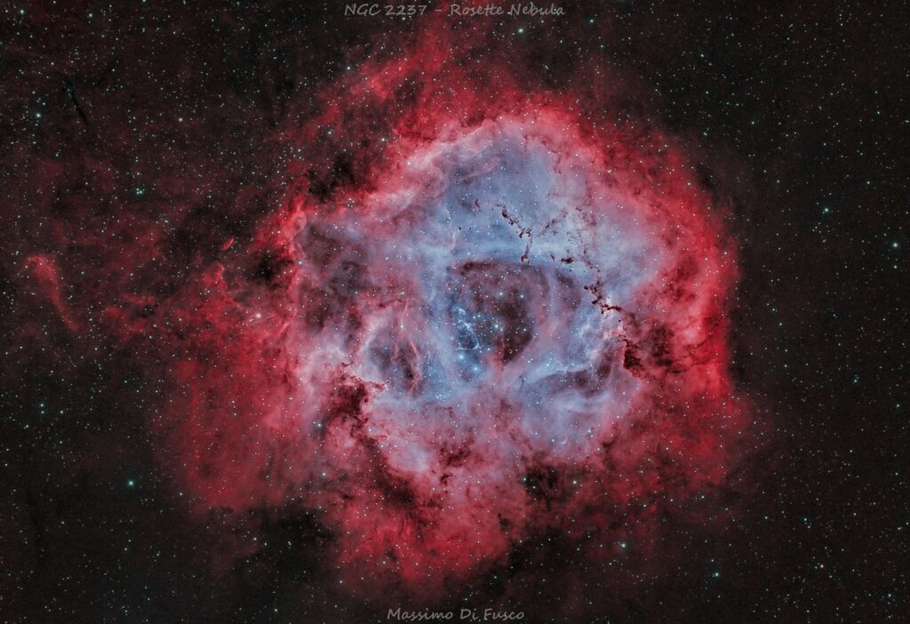 Multiples naissances d'étoiles dans la nébuleuse de la Rosette