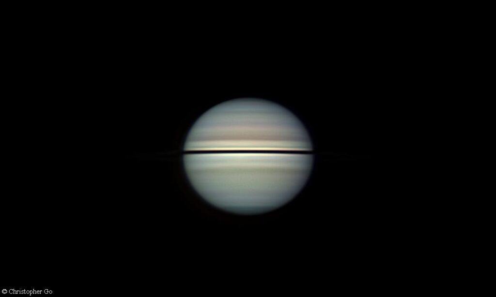 Saturne photographiée... sans ses anneaux